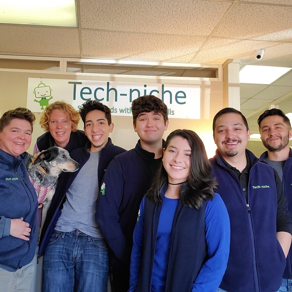 About Us – Tech-niche